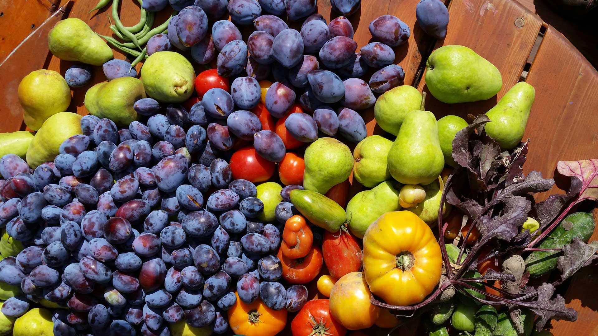Fruit-on-Table_1920x1080 – Full of Days